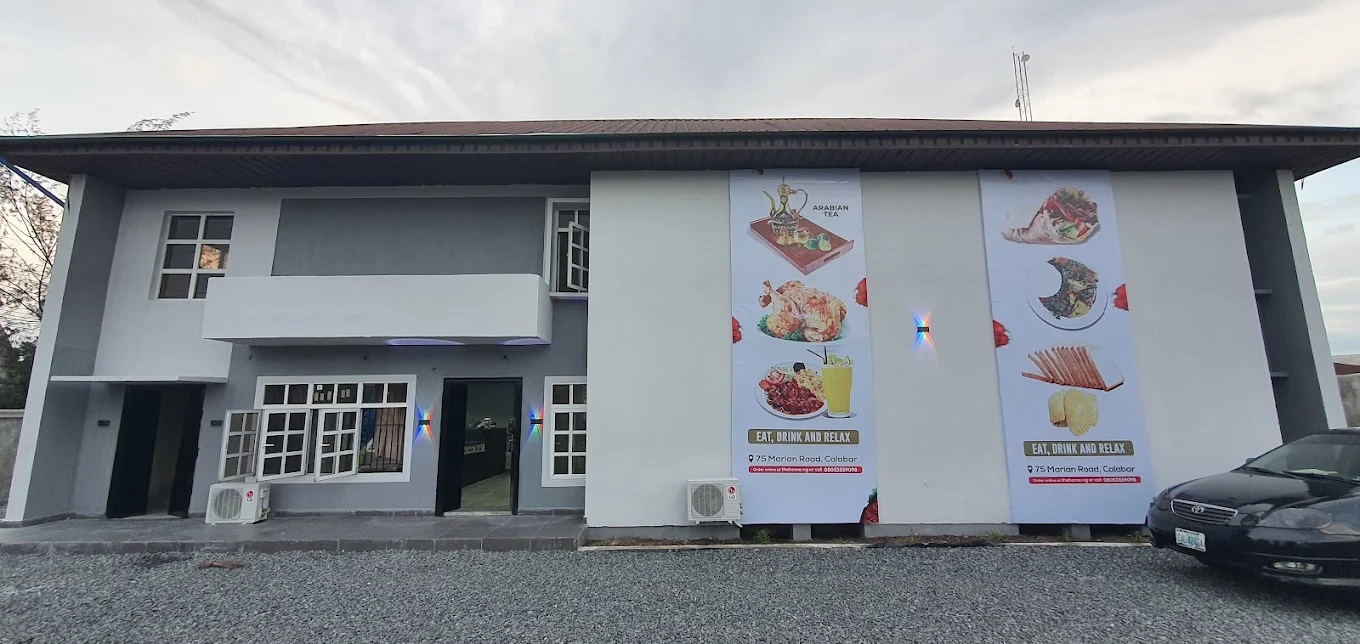 The Home Restaurant and Lounge - Zeperoni