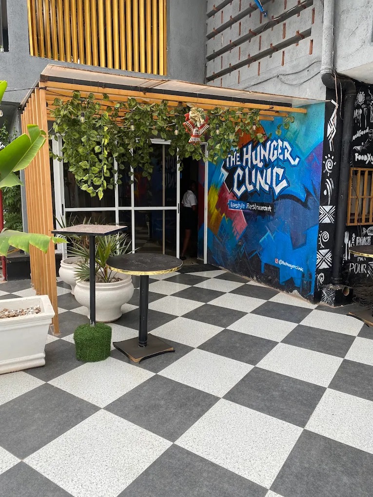 The Hunger Clinic Lifestyle Restaurant - Zeperoni