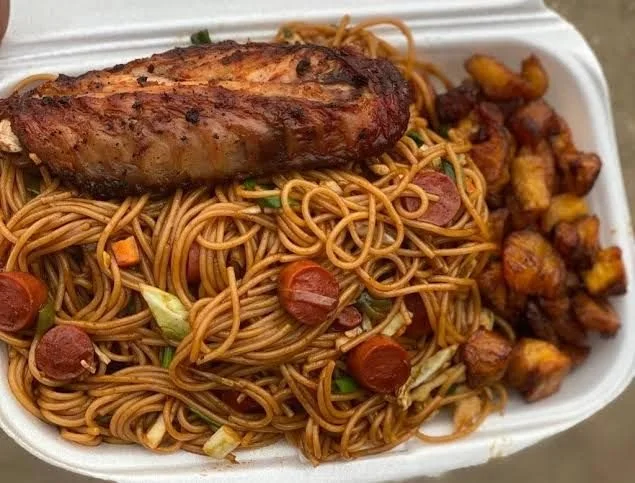 Bites 'N' Cravings Restaurant – Zeperoni