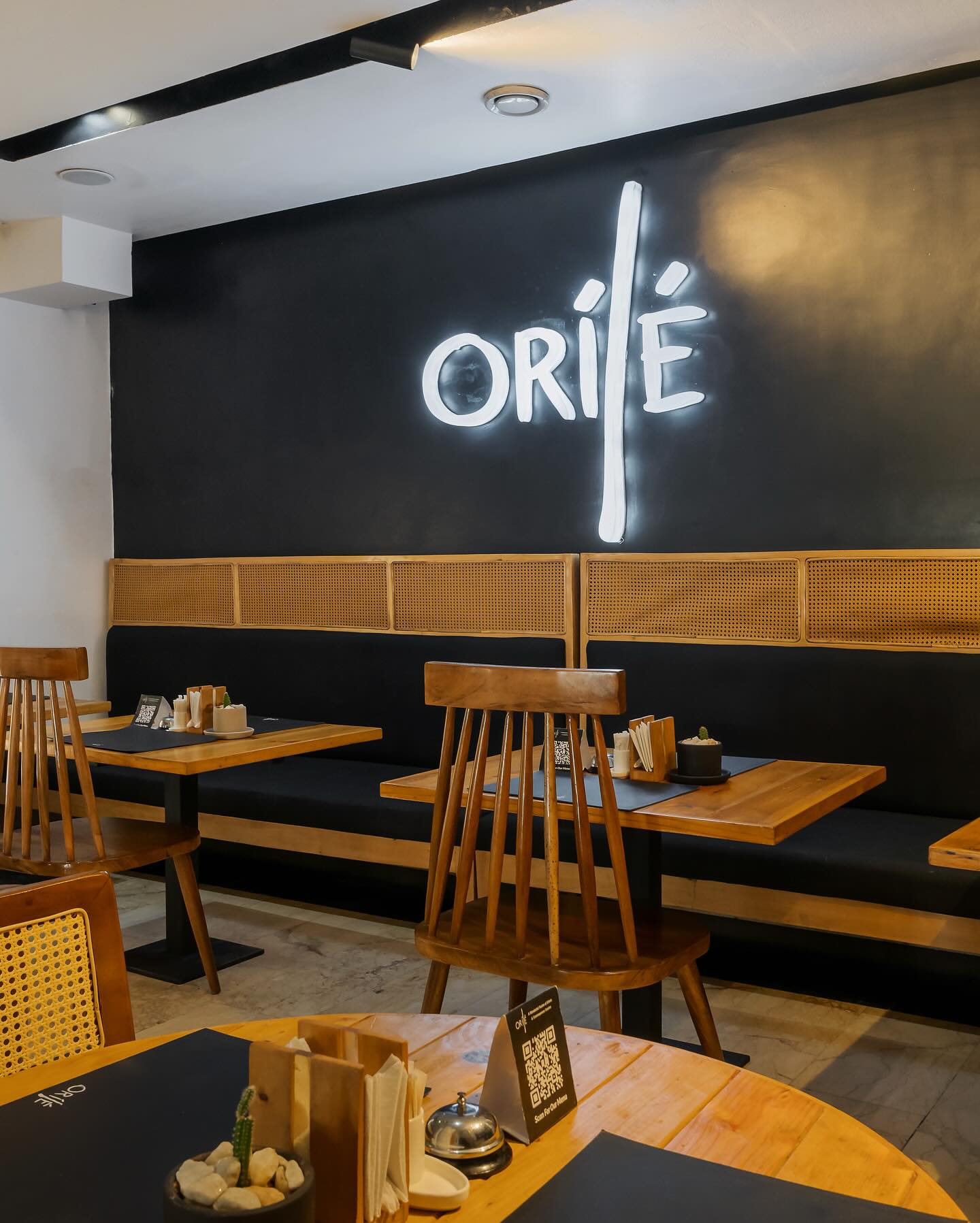 Orile Restaurant & Bar – Zeperoni